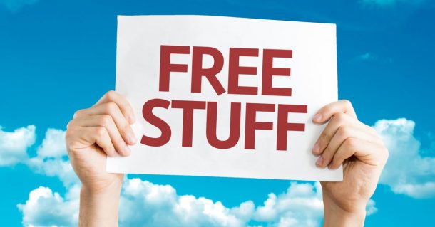 The Ultimate Guide to Pet Freebies For Your Dog – The Dogington Post